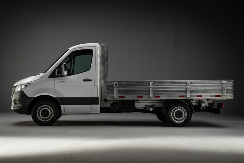 Mercedes-Benz apresenta nova linha Sprinter Street - Planeta Caminhão ...
